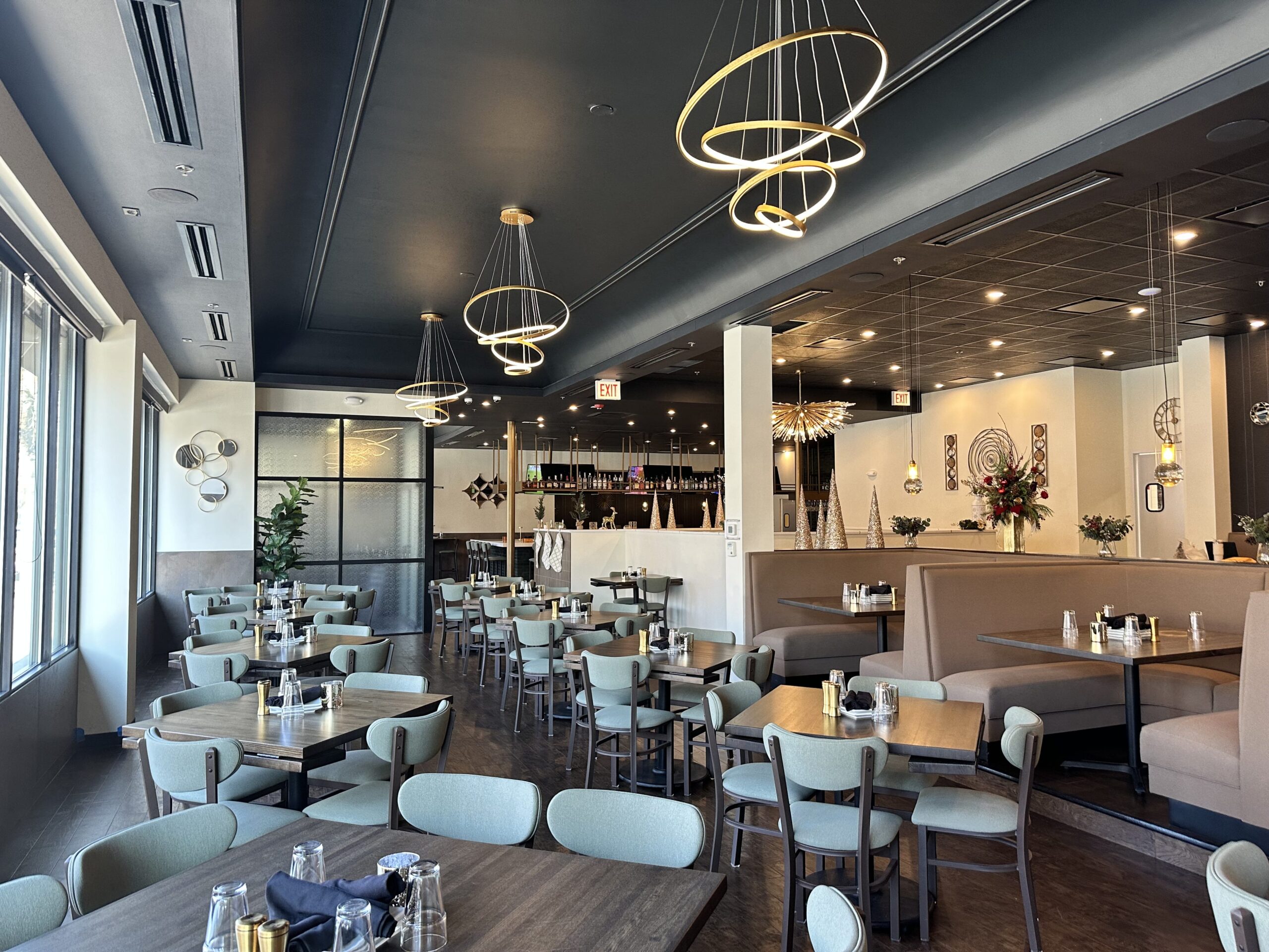 Book Your Holiday Parties at Modern Plate: A Guide to Celebrating in ...